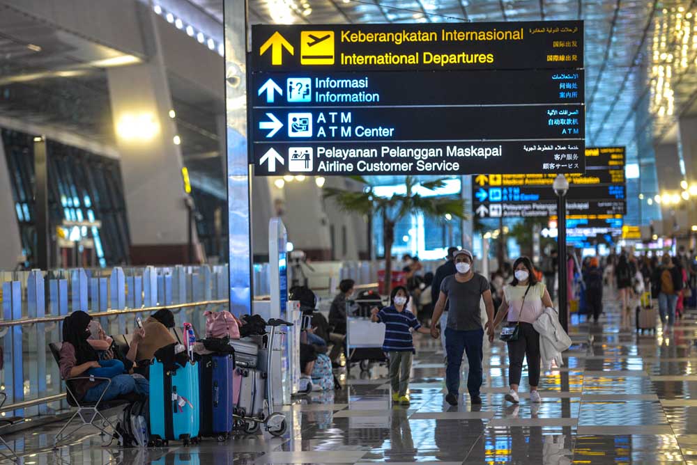 Dipilih Berdasarkan Kepadatan Penumpang - Ekonomi dan Bisnis - koran ...