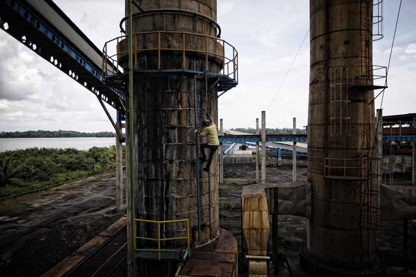 Celah Perbaikan Perdagangan Karbon | tempo.co