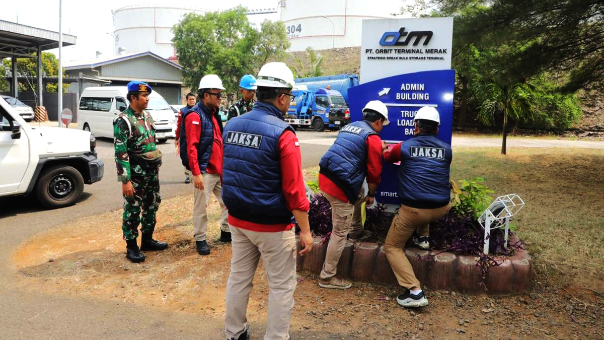 Evidence Against Reza Chalid - Cover Story - magz.tempo.co