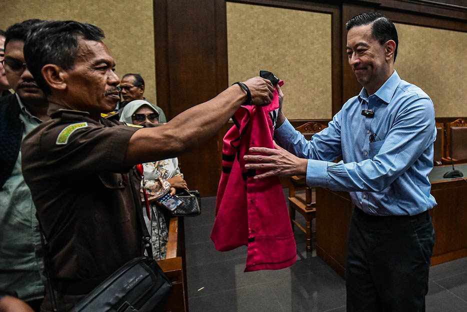 Mengapa Tom Lembong Dihukum Meski Tak Korupsi | tempo.co