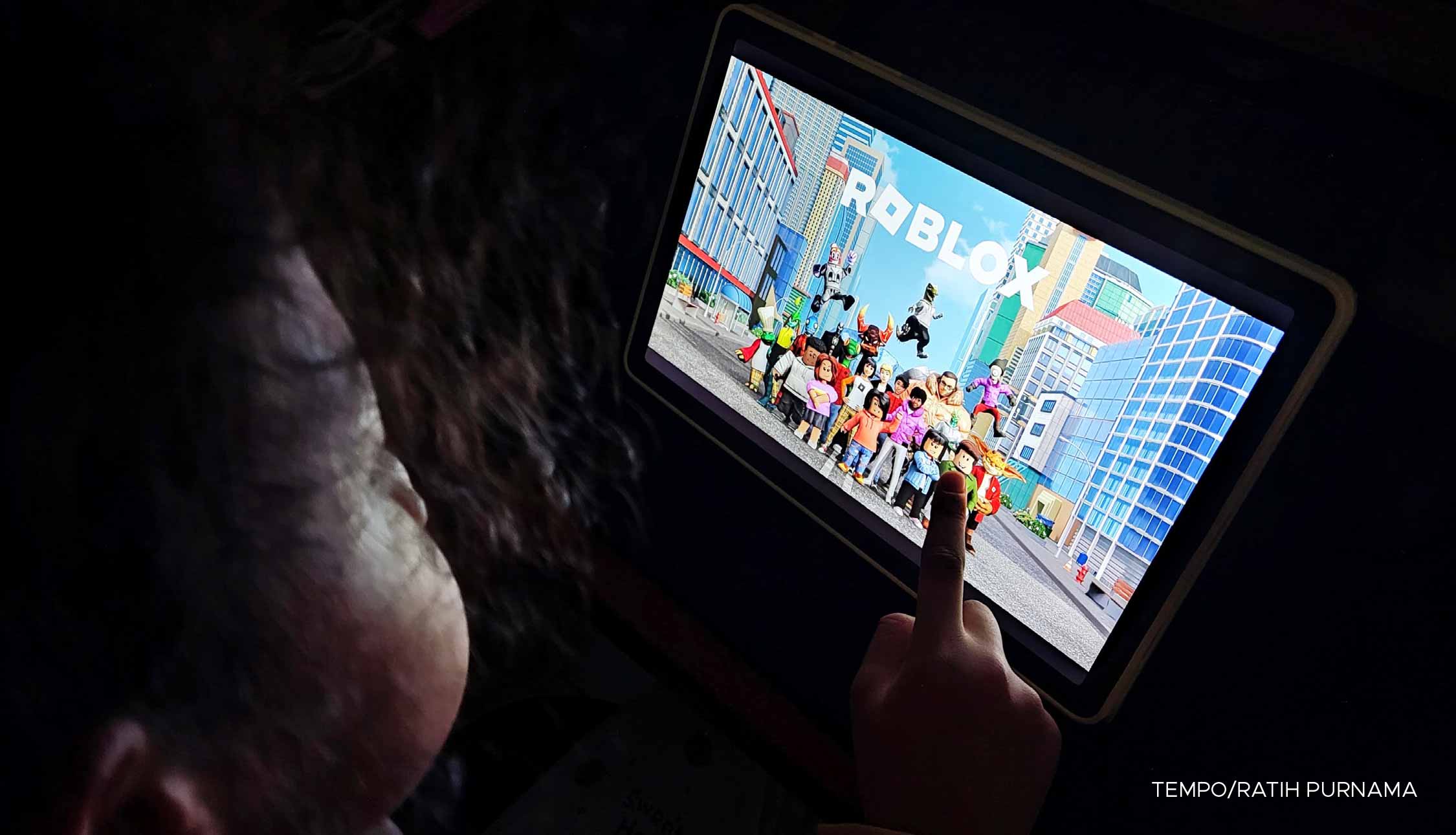 Penerang Sisi Gelap Roblox | tempo.co