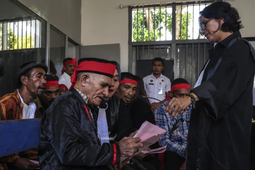 Menolak Tambang Nikel Berbuah Tuduhan Kriminal | tempo.co