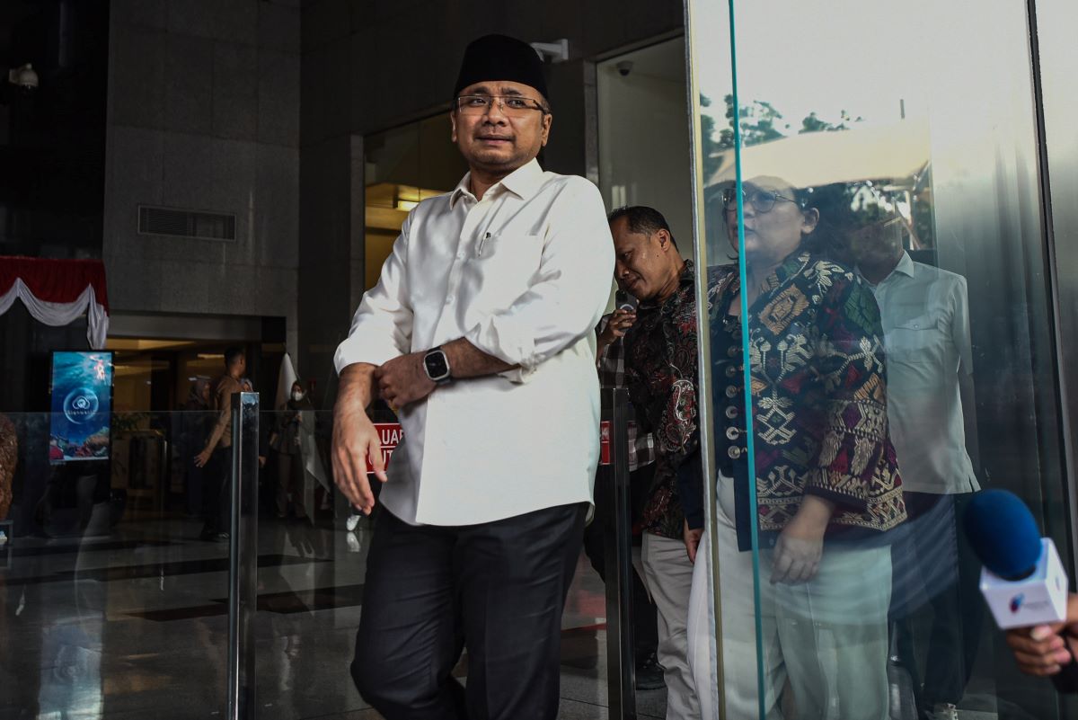 Fulus Korupsi Kuota Haji Mengalir ke Mana-mana | tempo.co