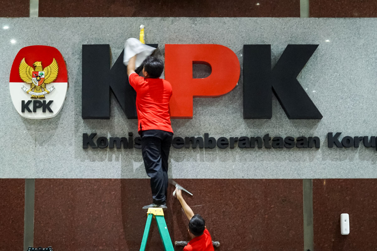 Korupsi Makin Banyak | tempo.co