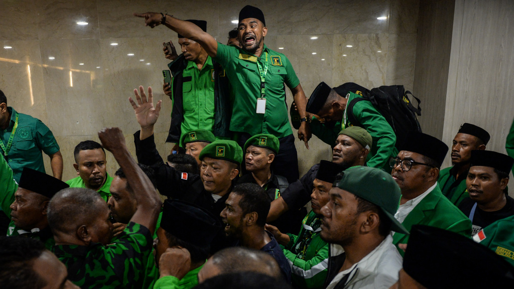 PPP's Internal Dispute - National - magz.tempo.co