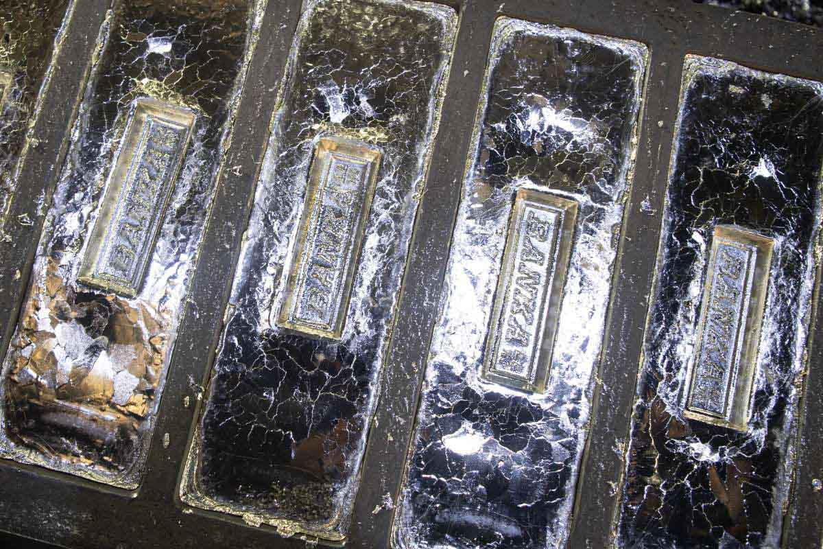 Strategi PT Timah Memanfaatkan Smelter Sitaan | tempo.co