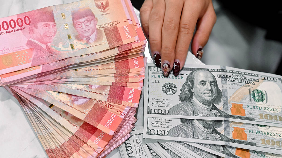 Mengapa Nilai Tukar Rupiah Terus Melemah | tempo.co