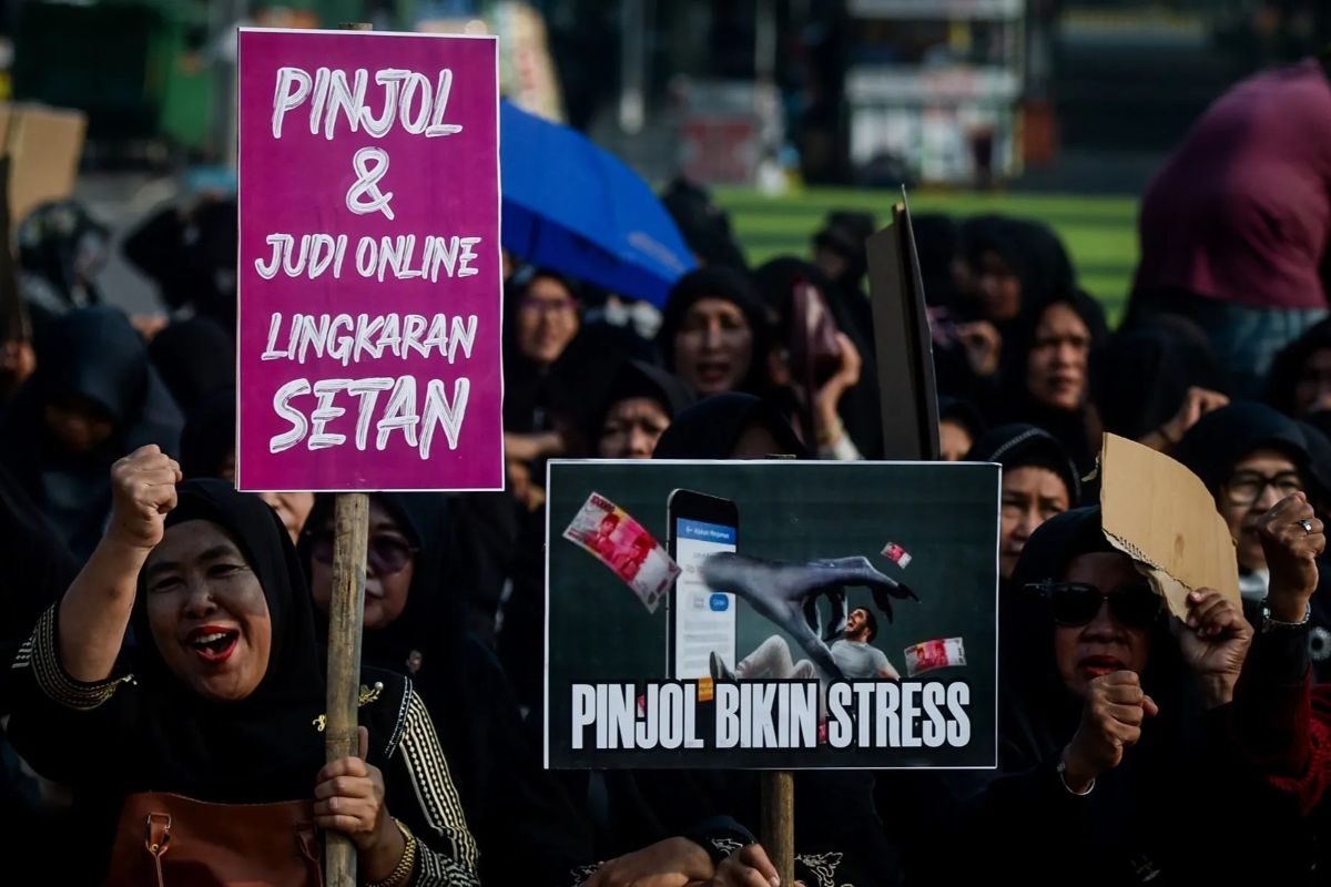 Lingkaran Setan Pinjol untuk Judol | tempo.co