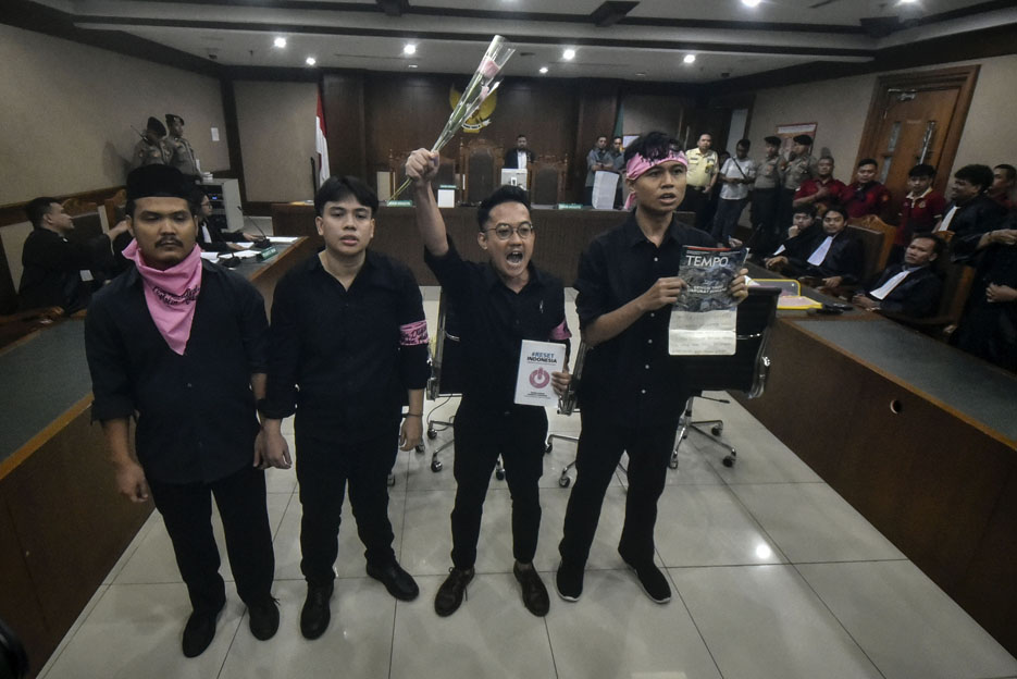 Mengapa Mengajak Orang Lain Berdemo Bukan Pidana | tempo.co