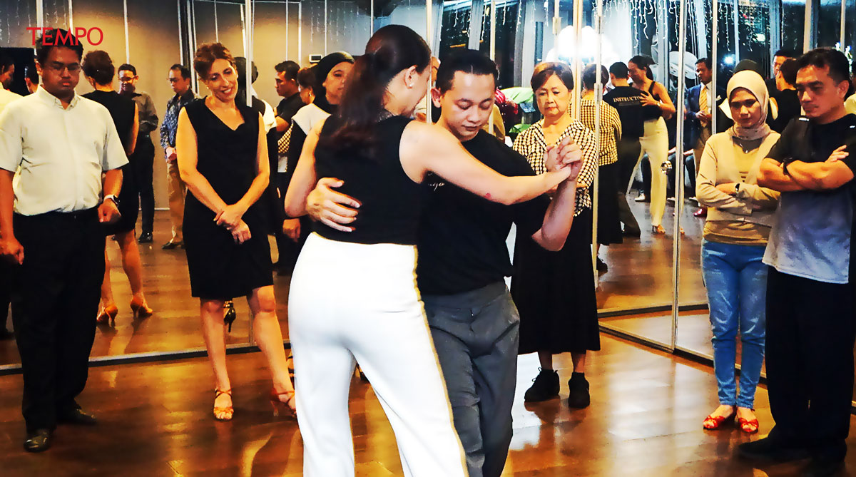 Dansa Tango Gaya Jawa | tempo.co