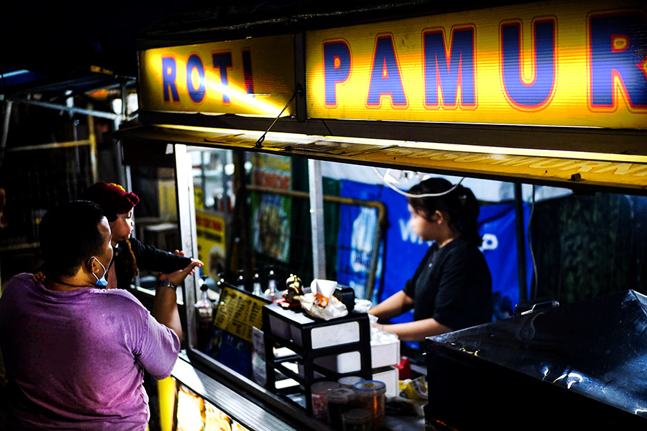 Pemberdayaan Transpuan dan LGBT di Roti Pamur | tempo.co